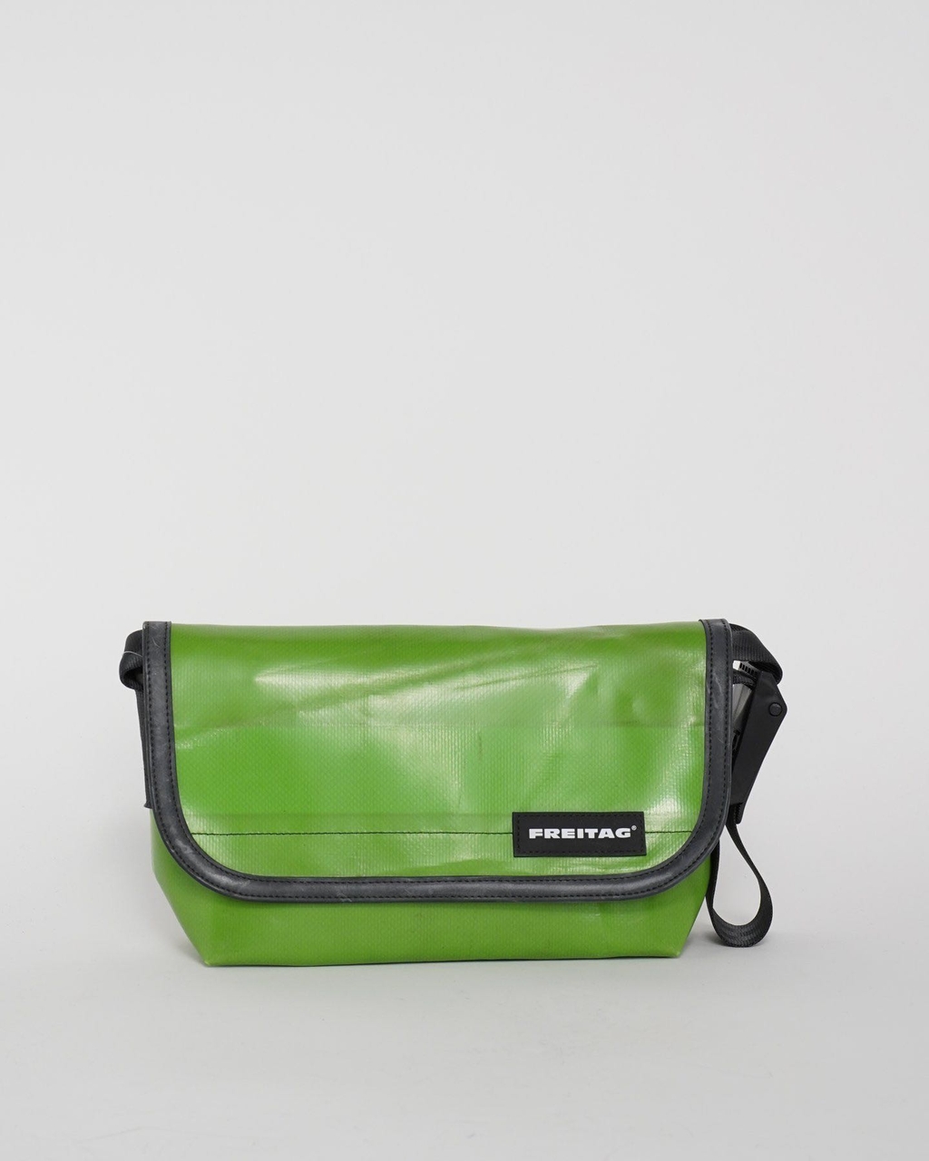 FREITAG F41HAWAII FIVE-O 프라이탁 하와이 파이브 오 그린M