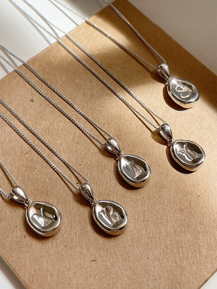 PAUSA ANN s925 original silver design 알파벳 실버 목걸이 | 상품 상세 | 크로켓