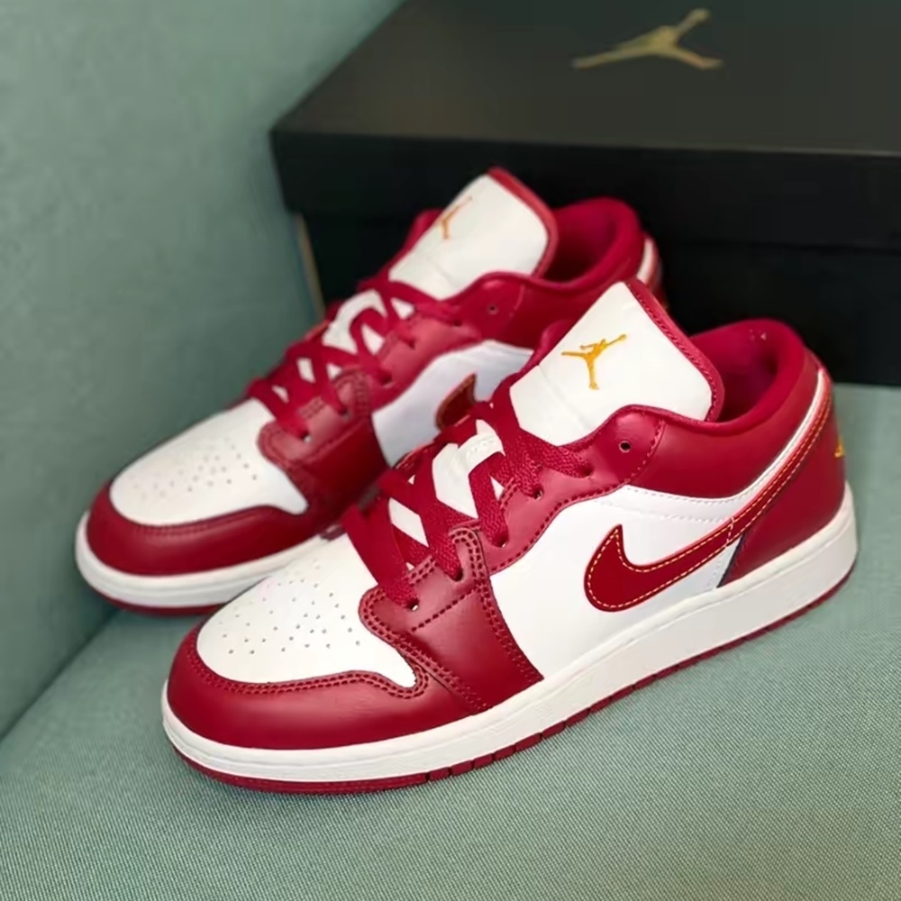 나이키 에어 조던 1 로우 카디널 레드 GS 553560-607 | 상품 상세 | 크로켓