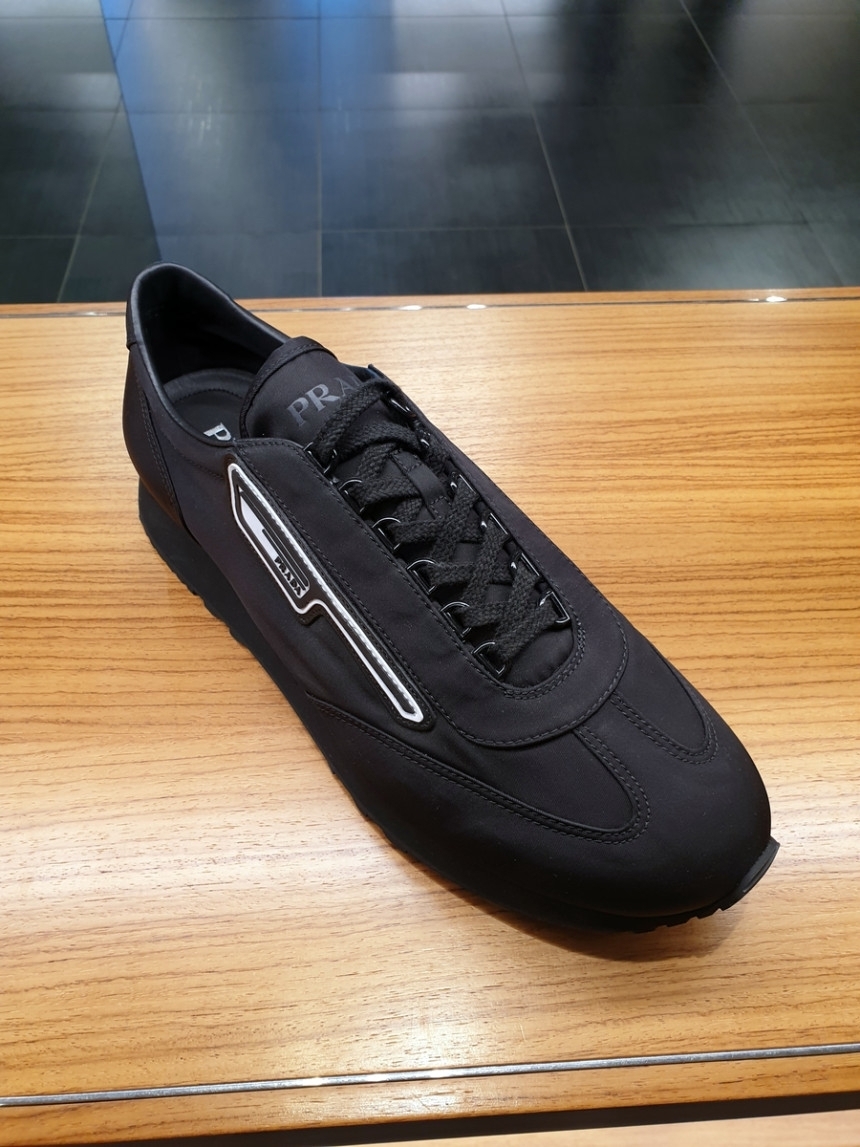 프라다 남성 나일론 스니커즈 2EG286 W08 | 상품 상세 | 크로켓